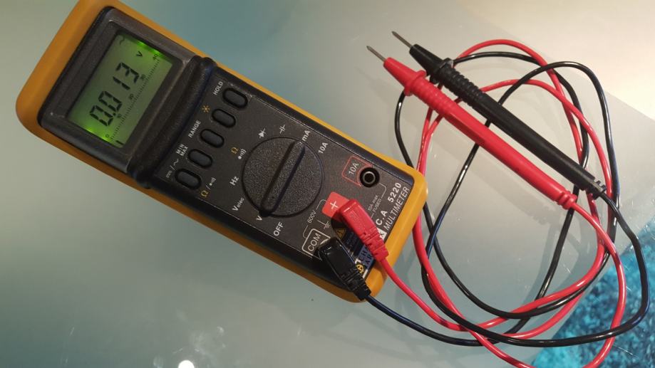 Chauvin Arnoux C.A 5220, digitalni multimetar,rang Fluke-a...