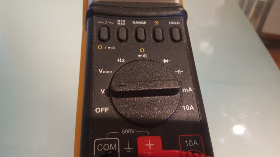 Chauvin Arnoux C.A 5220, digitalni multimetar,rang Fluke-a...