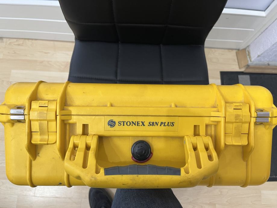 Geodetski gps prijemnik STONEX S8N PLUS