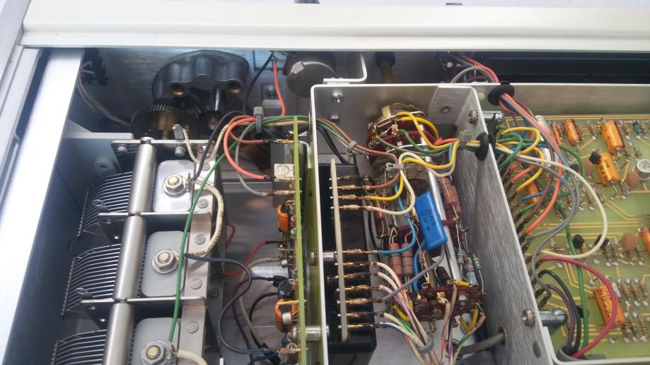 Hewlett Packard HP 334A distortion analyzer milivoltmetar