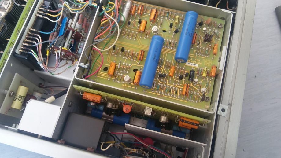 Hewlett Packard HP 334A distortion analyzer milivoltmetar