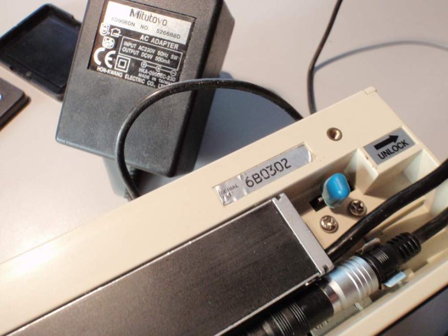 Mitutoyo Surftest 211 - Surface Roughness Tester / Profilometer