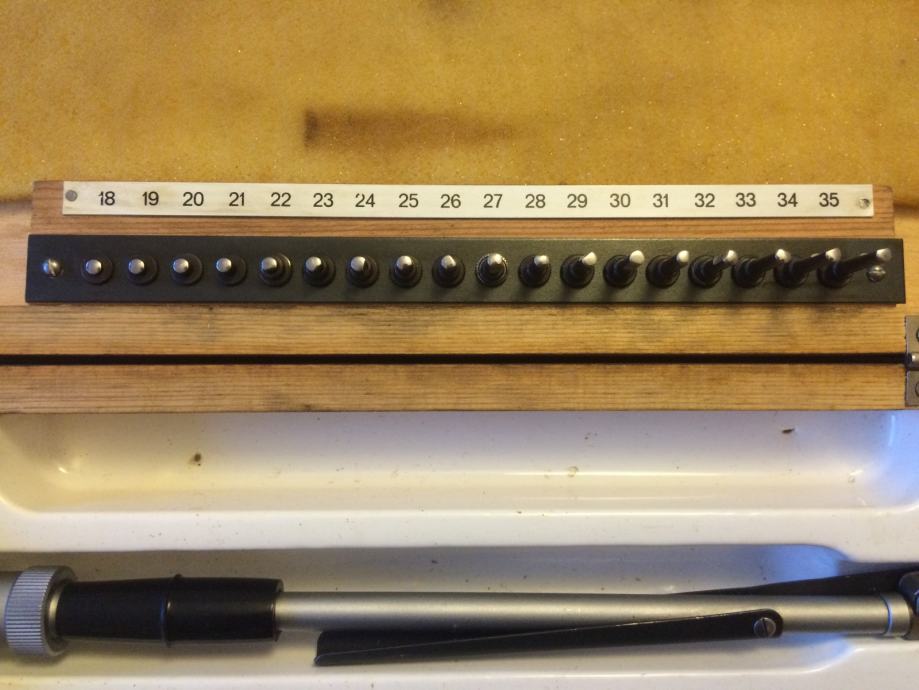 Mjerni sat (Komparator) min = 0,01mm