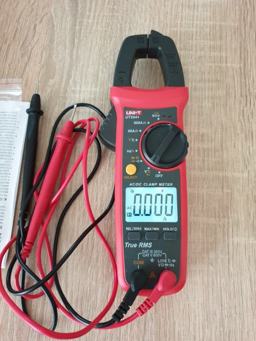 Digitalni multimetar Unit ut204+