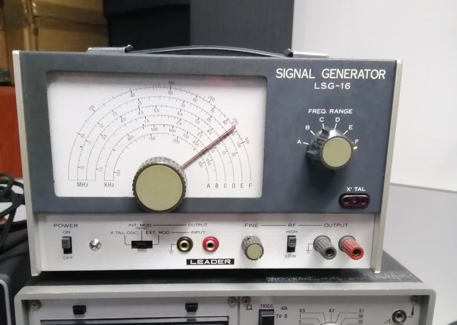 Signal generator Leader LSG-16