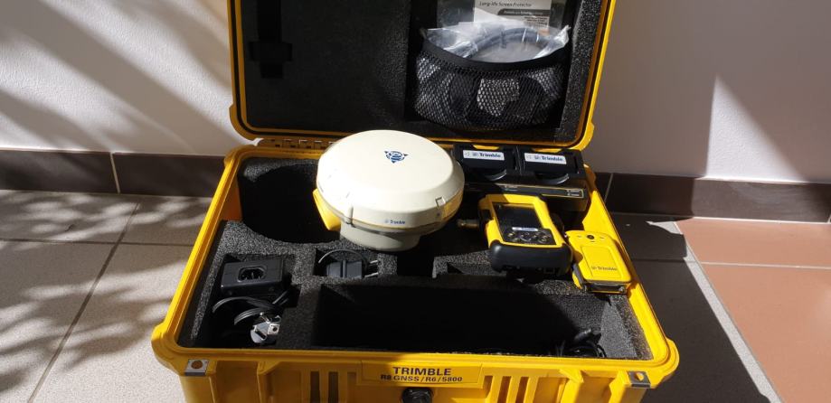 Trimble R4 dvofrekventni GNSS sustav