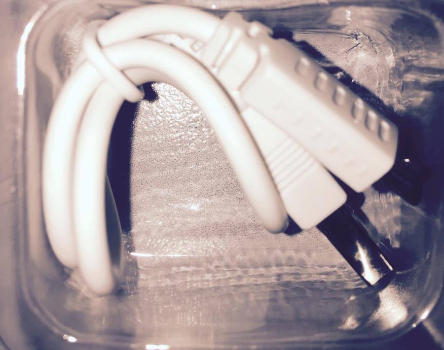 × XSC Power Bank 2000 mAh - NOVO - TOP MODEL !! ×