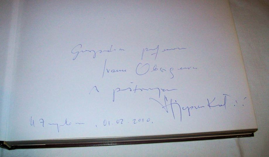 Hrvatski suvenir Knjiga o slikarstvu Stjepana Katića potpis slikara