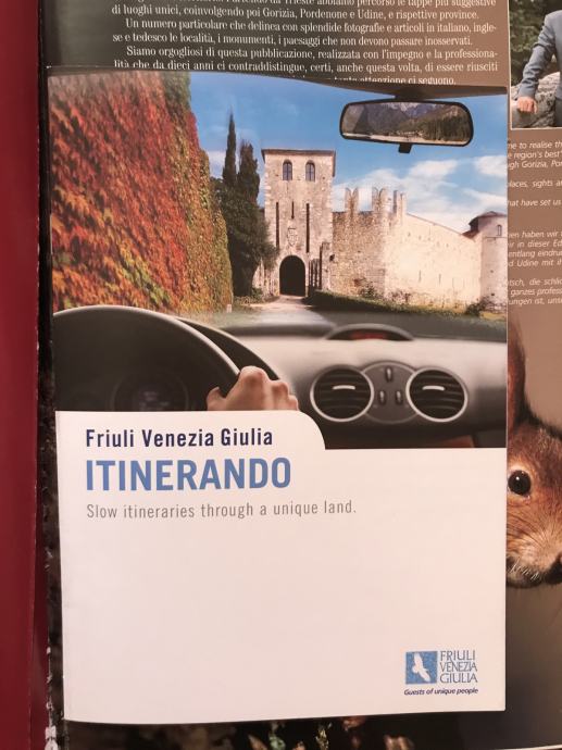 Monografija: Friuli Venezia Giulia / 121 str na talijanskom jez./ Pula