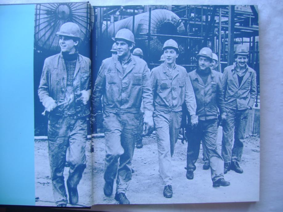 Sto godina Riječke rafinerije 1882.-1982. - monografija