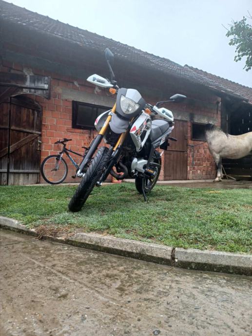 Keeway TX 50 sm supermoto 49 cm3, 2010 god.