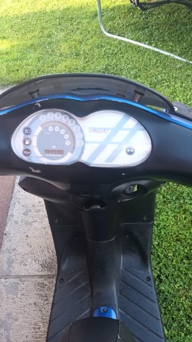 Piaggio Diesis 49 cm3, 2002 god.