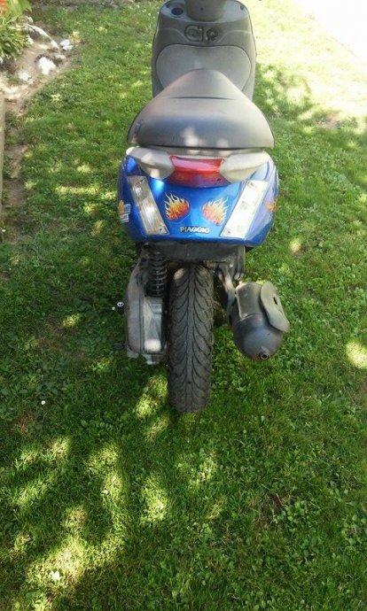 Piaggio zip 50 cm3, 2006 god.
