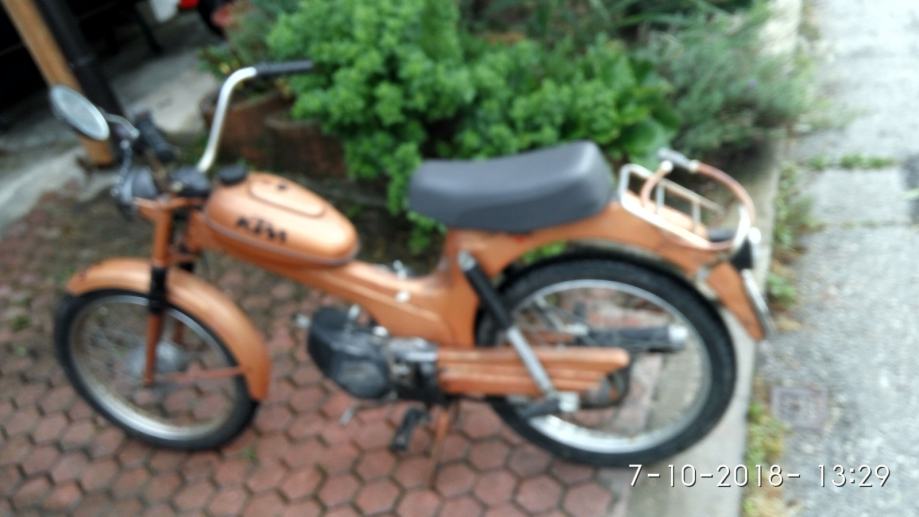 Tomos APN 4, 50 cm3, 300 € n, cca 2.200,00k, 1981 god.