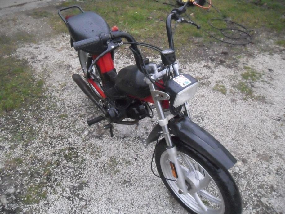 Tomos Apn 6 49 cm3 registriran do 8mj, održavan + novi klip i cilindar ...