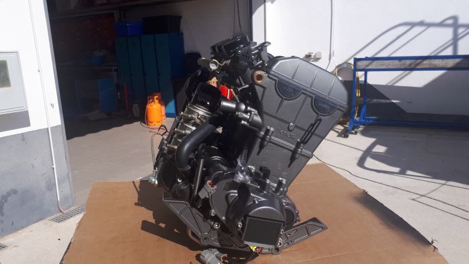 HRS-BENELLI S8-R8 - POGONSKI MOTORI I DIJELOVI