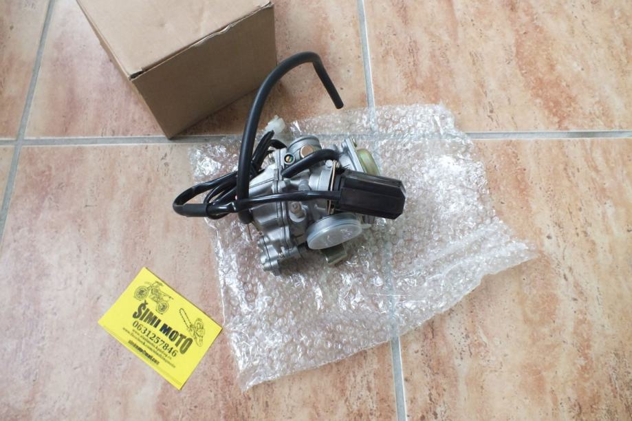 Karburator za 4T skutere 50cc 80cc komplet sa elektičnim Sauhom NOVO