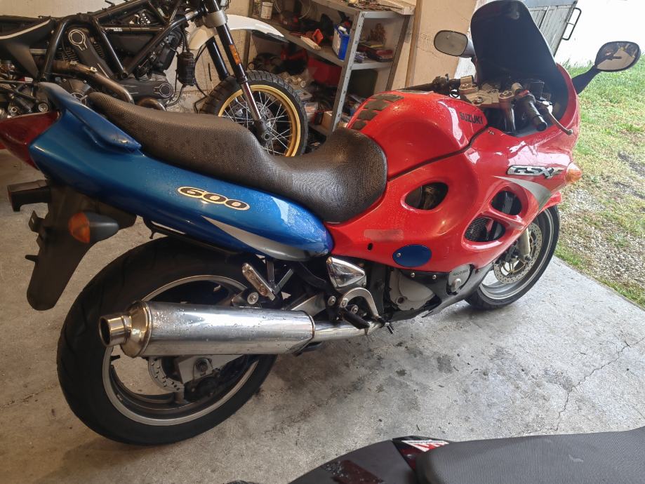 Suzuki gsx600f