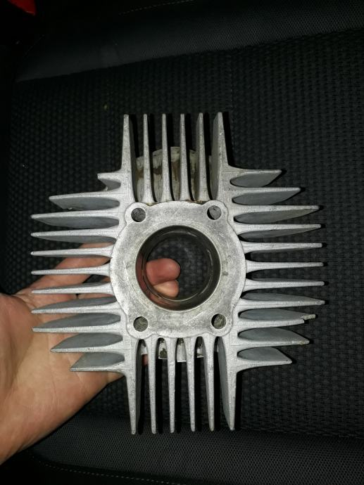 Tomos e90 cilindar i glava.