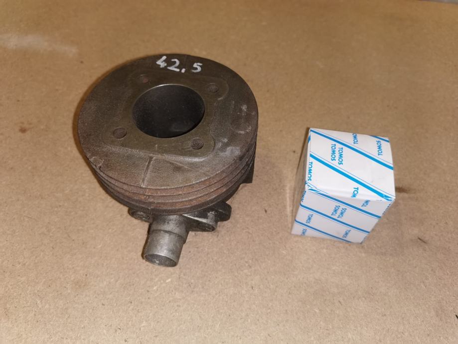 Tomos Umo 6 cilindar+klip