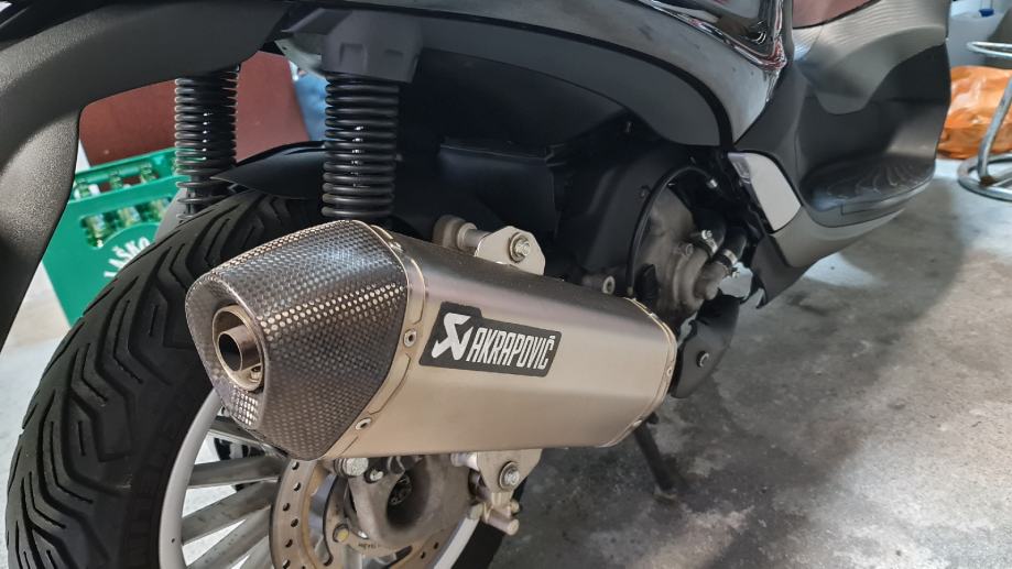 Akrapovic Auspuh Beverly 300 original