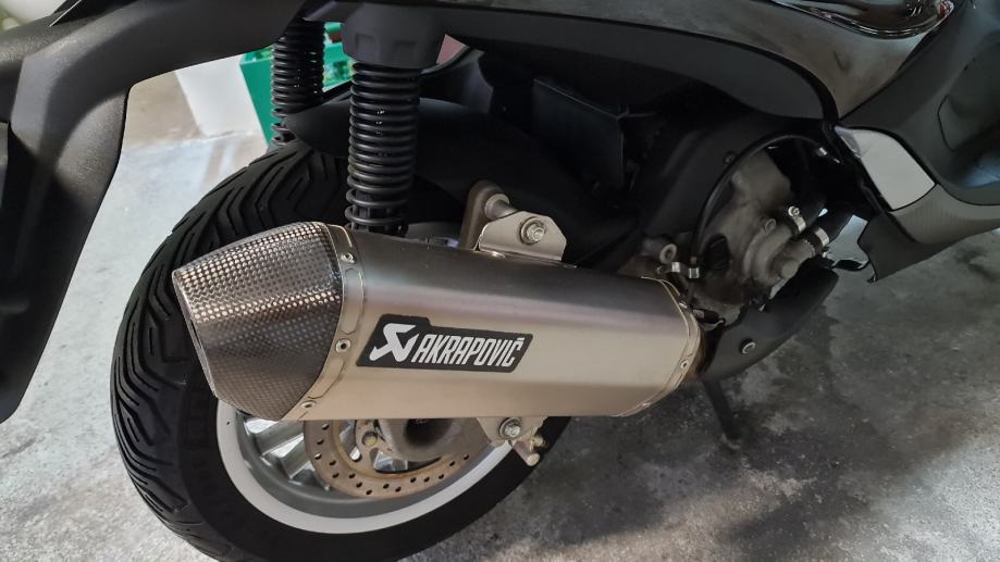 Akrapovic Auspuh Beverly 300 original