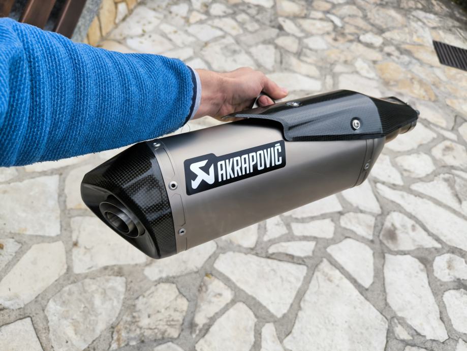 Akrapovic auspuh Honda X-ADV 750