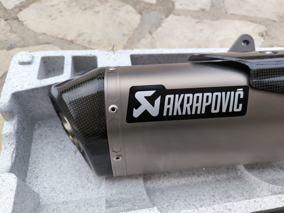 Akrapovic auspuh Honda X-ADV 750