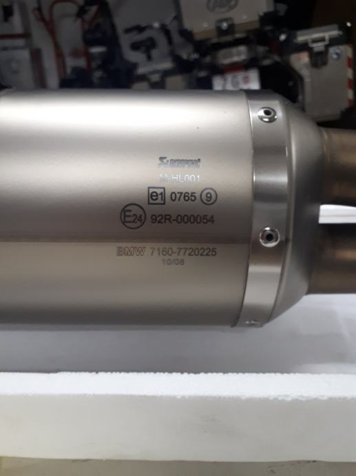 Akrapovic auspuh
