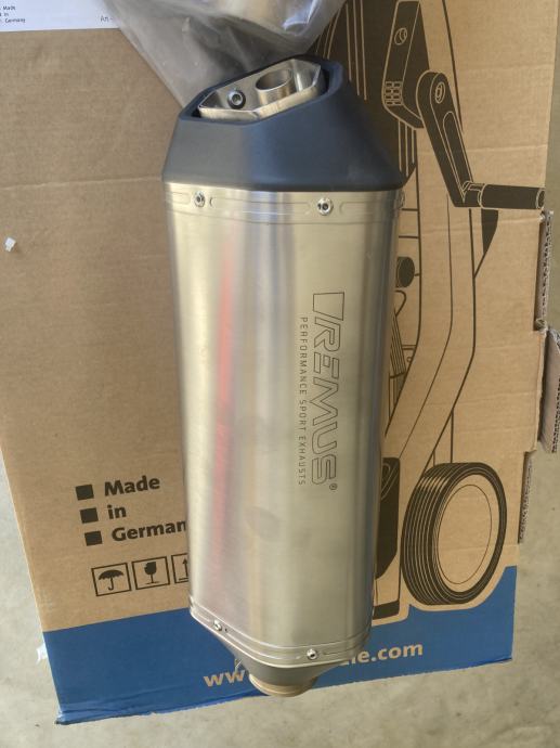 Auspuh Remus Slip on za VESPA GTS 250 i 300