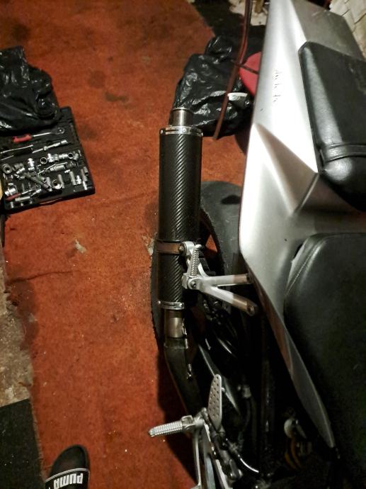 AUSPUH TOP AKRAPOVIĆ ZA MOTOCIKLE ZA MOTOR JAČE KUBIKAŽE