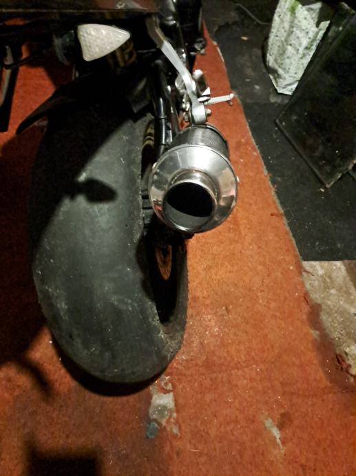 AUSPUH TOP AKRAPOVIĆ ZA MOTOCIKLE ZA MOTOR JAČE KUBIKAŽE