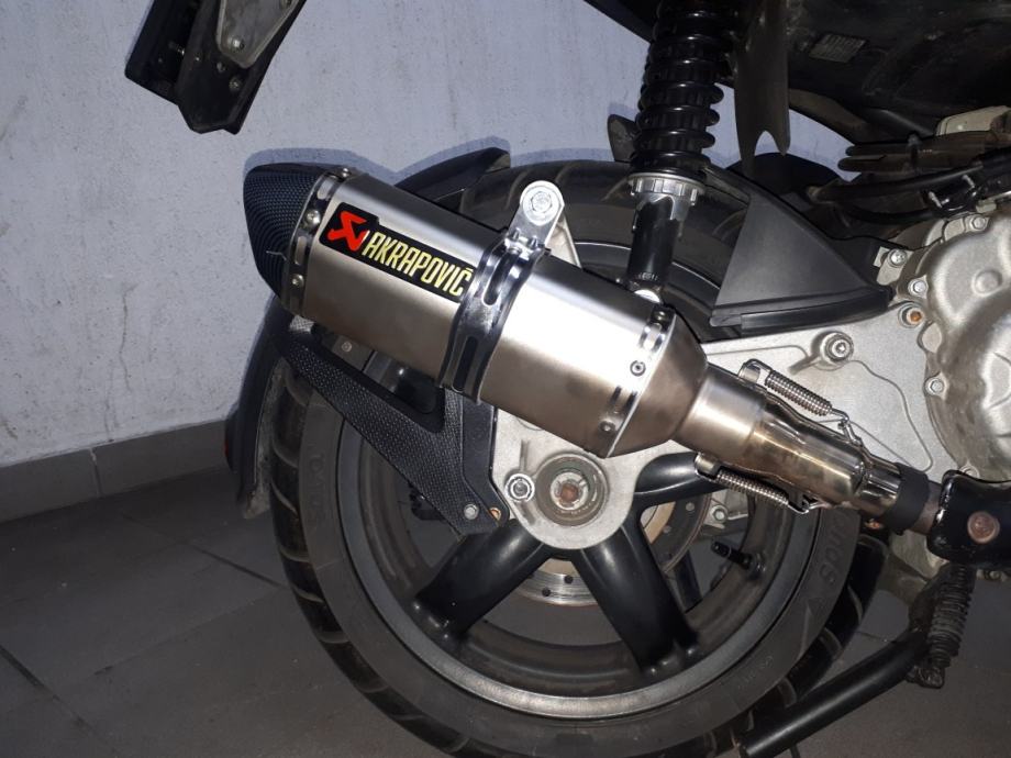 Akrapovic Auspuh Za Motor Skuter Quad