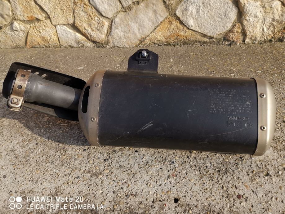 Yamaha fz8 orginal auspuh-top