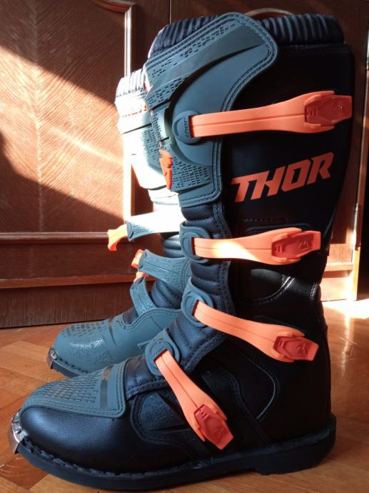 Thor Blitz XP Boots