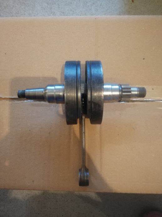 Aprilia 125 radilica rotax 123 rs 125 pegaso rx tuareg