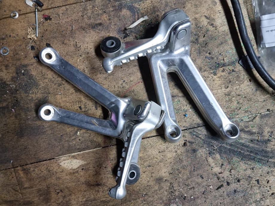 Aprilia Tuono RSV gen2