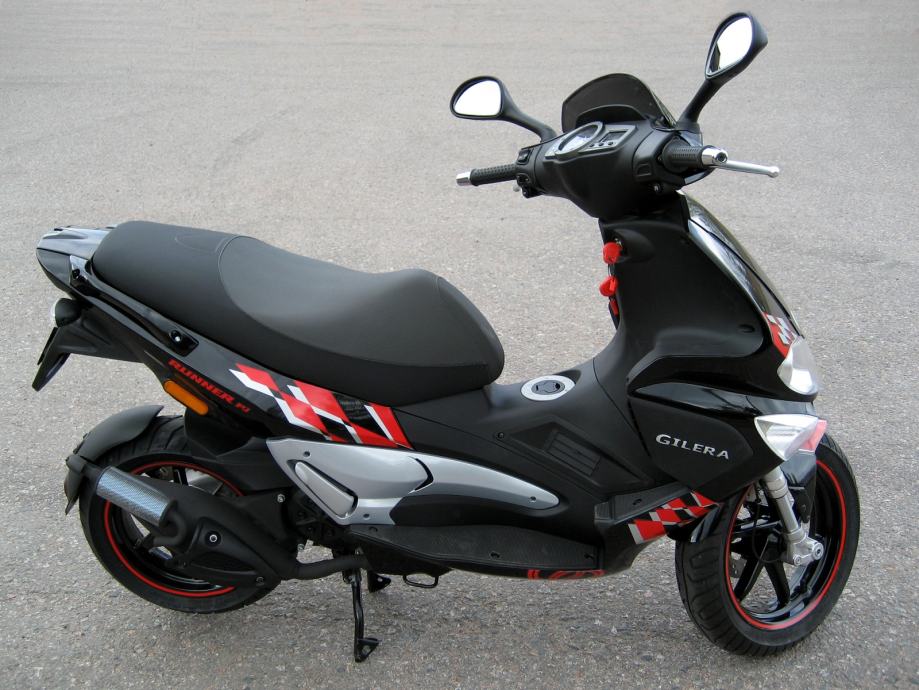 Gilera Runner 50 , 125 , 200 ccm plastike