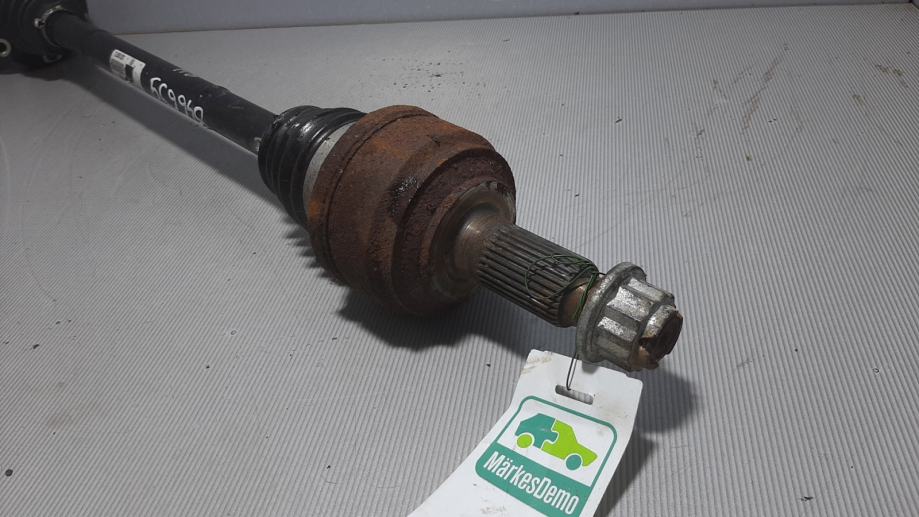 POLUOSOVINA AUDI Q7 > 09-15 7L8501201