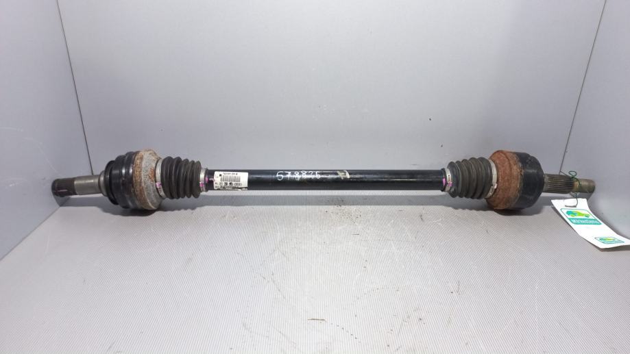 POLUOSOVINA AUDI Q7 > 09-15 7L8501201B