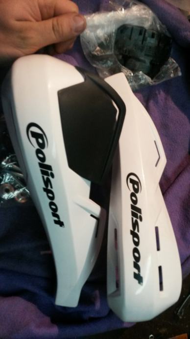 stitnici za ruke polisport NOVO