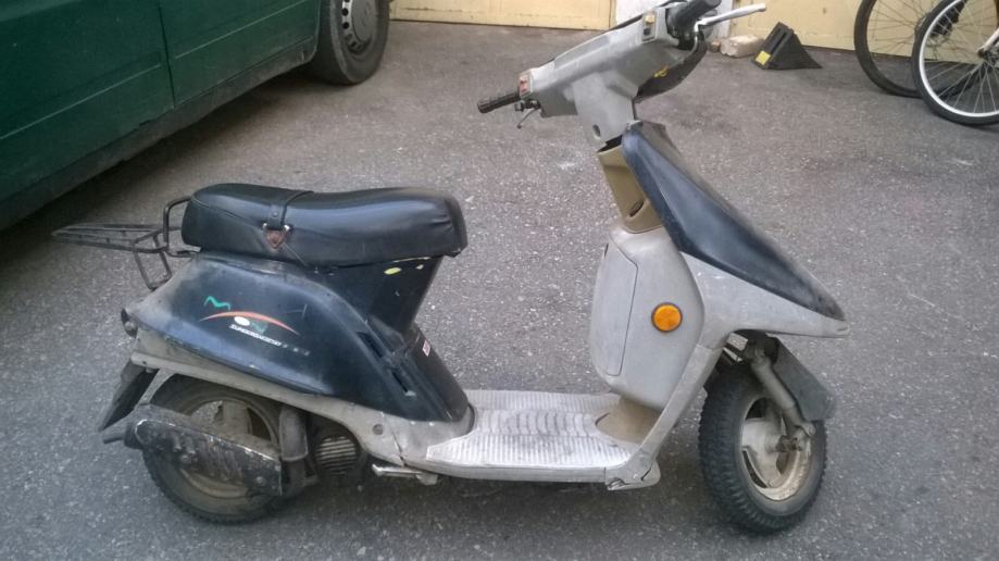 Sundiro XDZ 50 prodajem za njega sve plastike