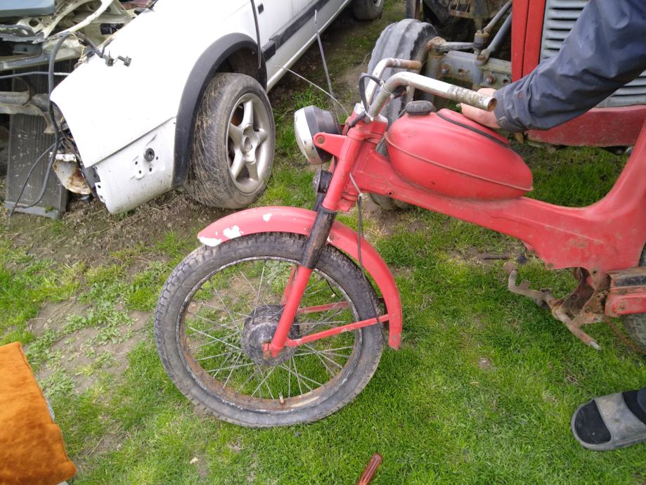 Tomos APN 4 prednje vile