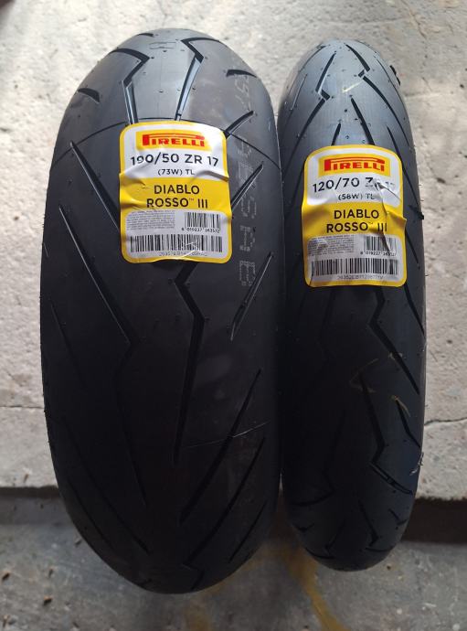Pirelli Diablo Rosso lll, 120/70/17 + 190/50/17, NOVO