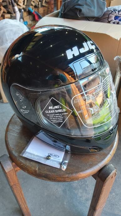 HJC CS 12 CRNA NOVO!