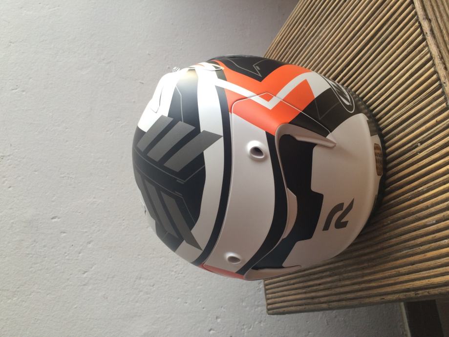 Kaciga HJC RPHA 10 plus