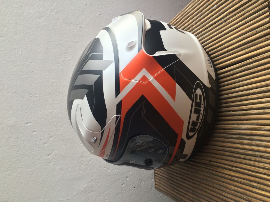 Kaciga HJC RPHA 10 plus