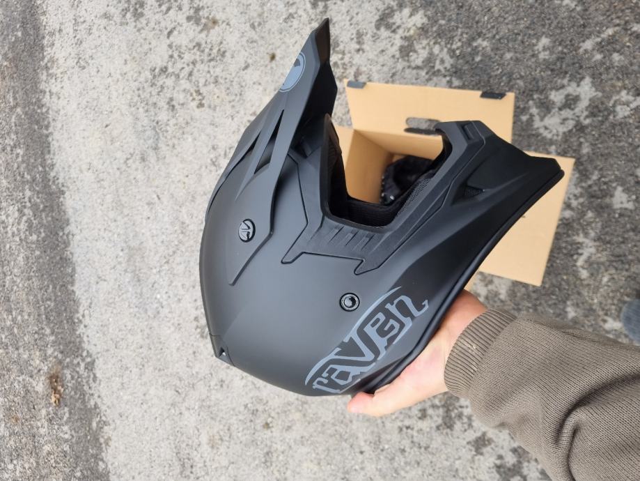 Kaciga Cross Enduro Raven !!!Novo!!! M veličina