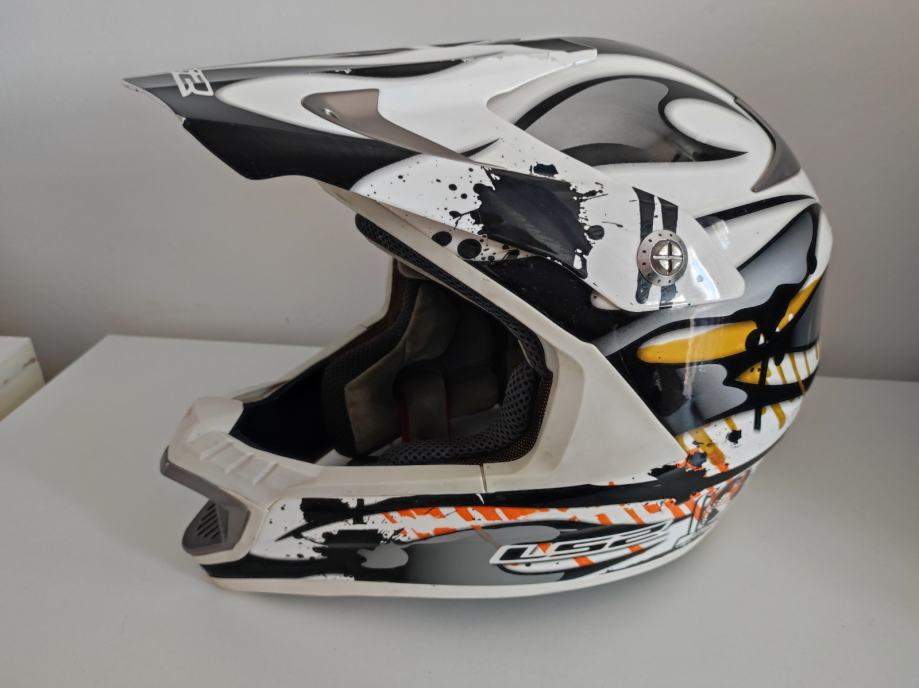 Prodaja kaciga za quad vozila