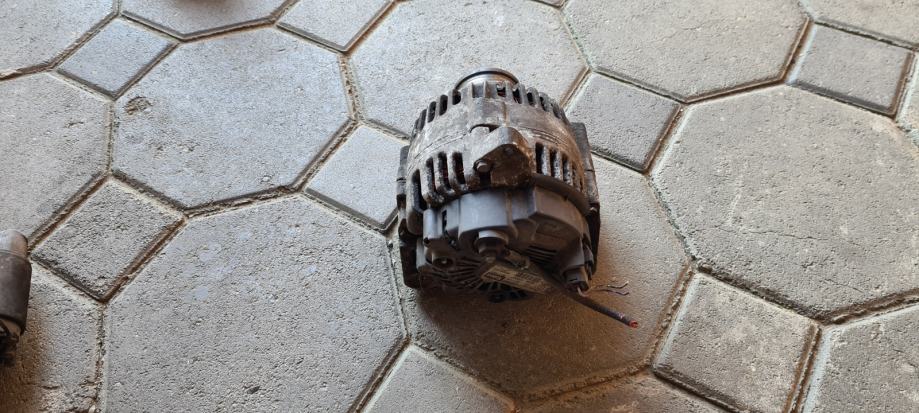 Anlaser i alternator renault megane2 1.5dci 60kw